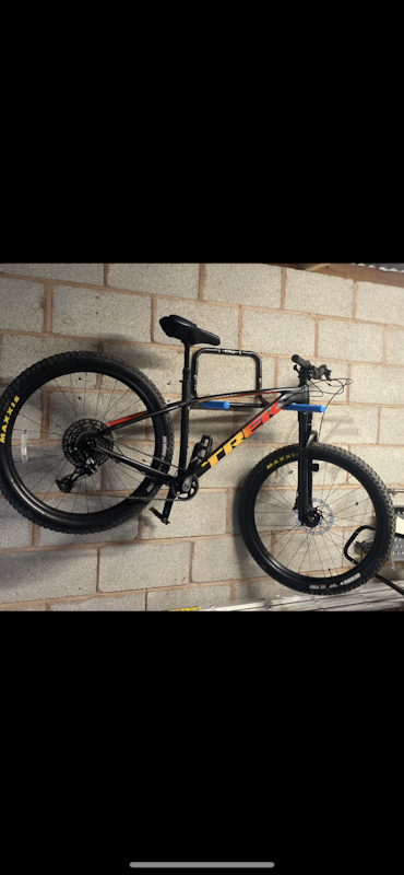 2021 Trek Roscoe 8 M/L 18.5 inch frame For Sale