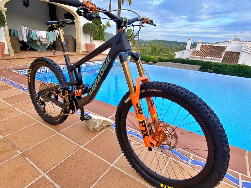 2019 Custom Santa Cruz Nomad Large For Sale