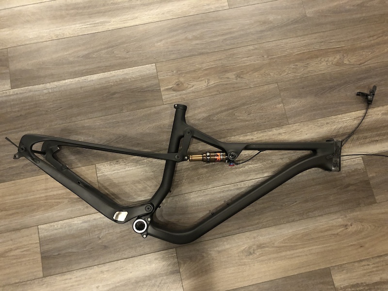 2022 CARBONDA FM 909 FRAME MEDIUM For Sale