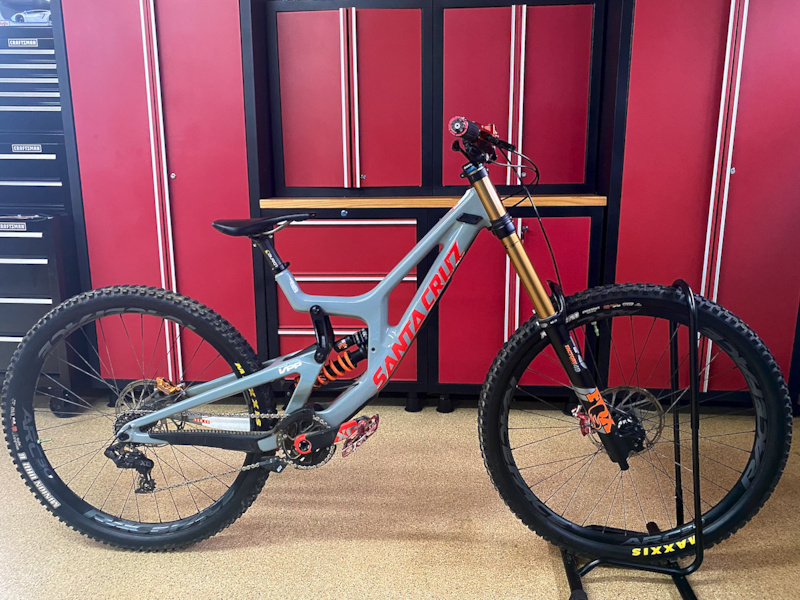 2020 SANTA CRUZ V10 29ER SIZE MEDIUM TOP END BUILD KIT For Sale