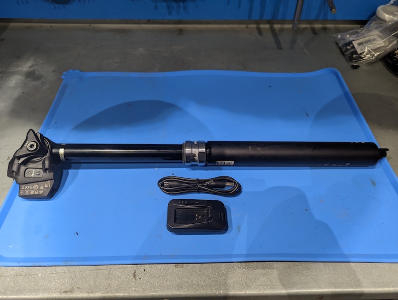 2021 Rockshox Reverb AXS 34.9 170mm For Sale