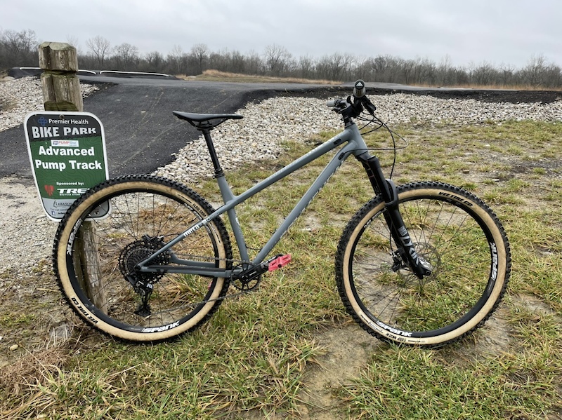 2020 Commencal Meta HT AM Race 29 mountain bike For Sale