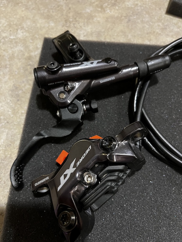 2021 Shimano Deore XT brake set with Centerlock Rotors For Sale