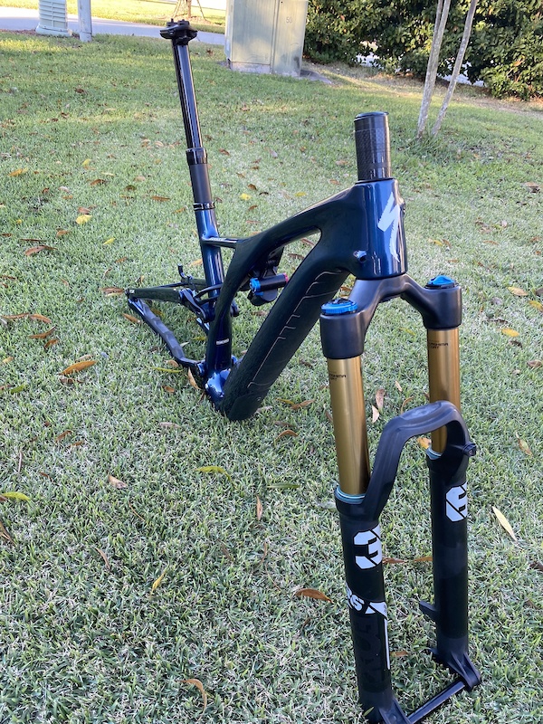 2019 Specialized Stumpjumper Pro Frame, Fork & Dropper Post For Sale