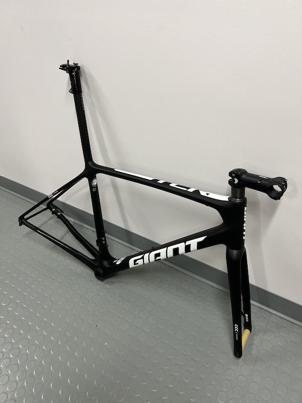2020 Giant TCR Advanced SL Team Frame Medium For Sale