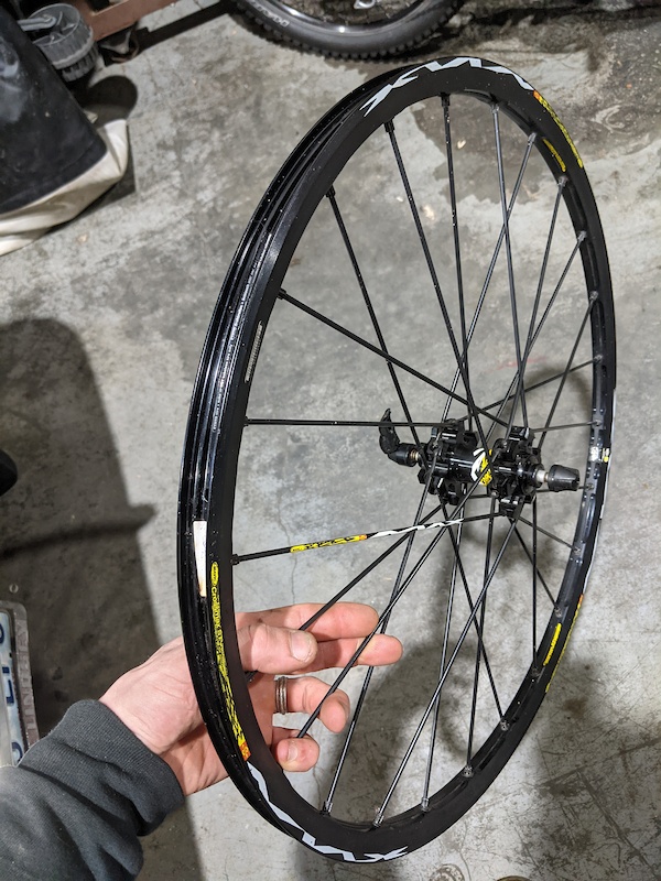 2009 Mavic Crossmax ST front wheel 26 SSC nearly new For Sale