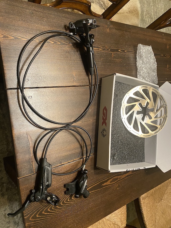 2022 Code RS brand new take offs w/ 200mm rotors For Sale