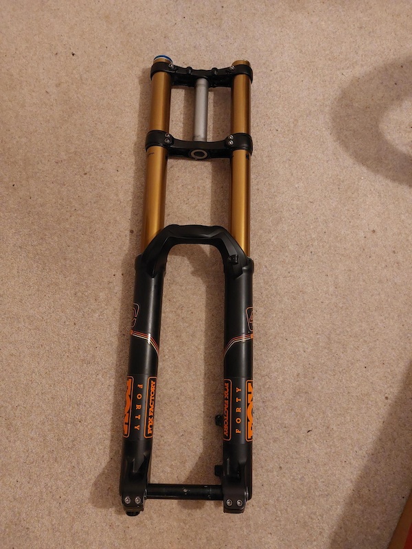 2017 Fox 40 Factory RC2 27.5 650B For Sale