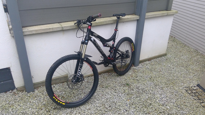 Pivot Mach 5.7 as new condition Price Drop For Sale
