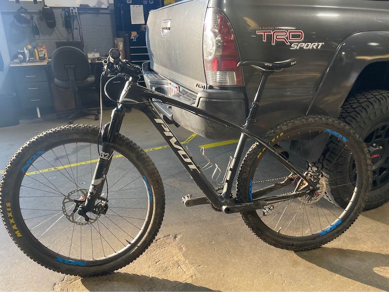 2017 Pivot Les Medium SS (11spd setup included) For Sale