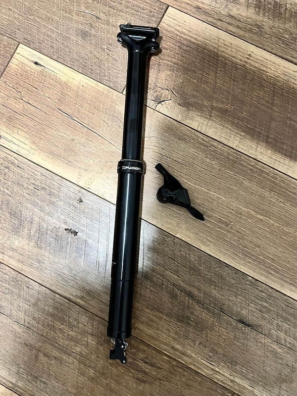 2021 X-Fusion Manic Dropper Post and lever For Sale