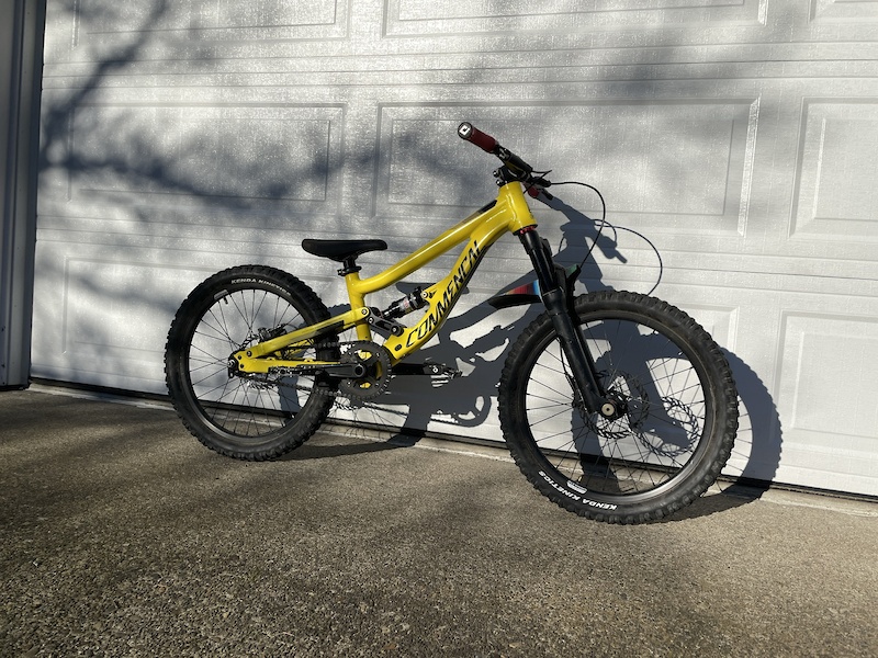 2017 Commencal Supreme 20” single speed. For Sale