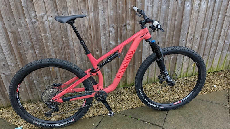 2021 Canyon Neuron 7 AL with DT Swiss Wheelset For Sale