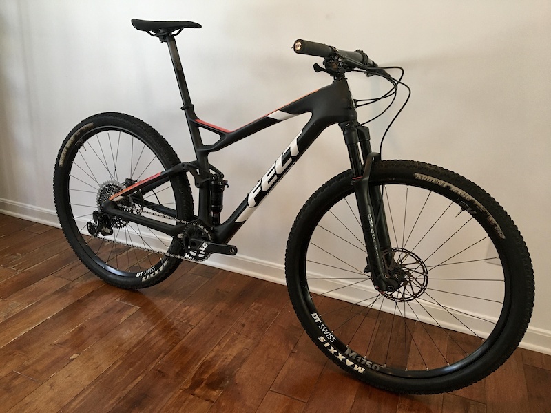 2018 Felt Edict 1 Carbon Mountain Bike / Large For Sale