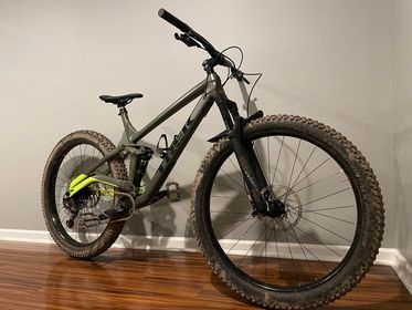 2019 Trek Full Stache 8 Size XL For Sale
