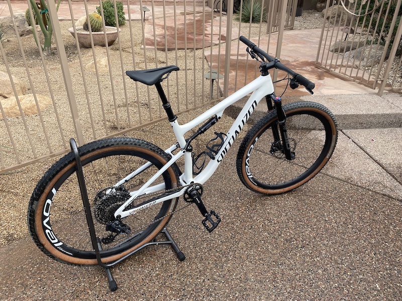 2021 Specialized Epic Pro Large For Sale