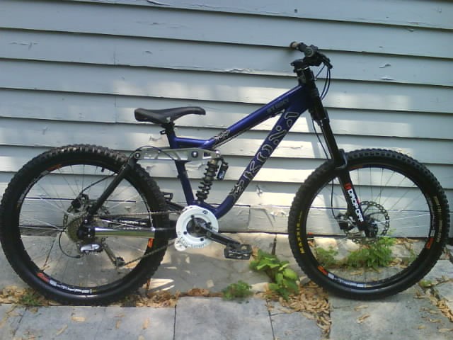 07 Kona Stinky Great Condition! For Sale