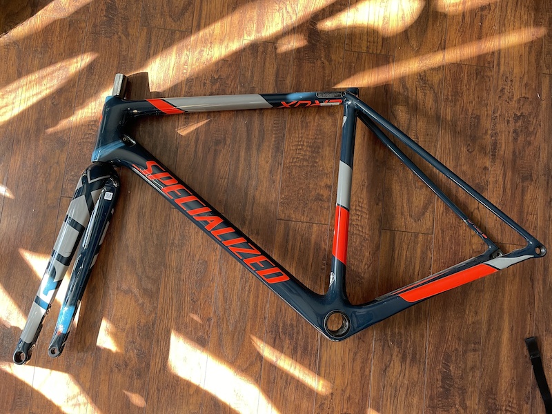 2018 Specialized Crux Frame 56cm (Small Crack) For Sale
