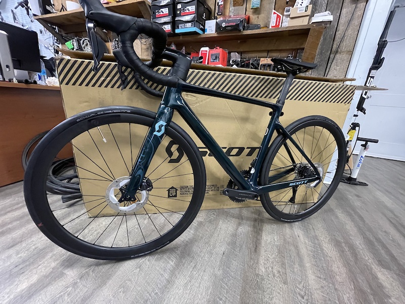 2022 Scott Addict RC15 Di2 disk 20% off Nica For Sale