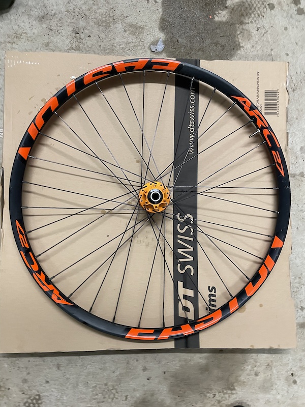 2018 Raceface ARC 27 with hope Pro4 hubs For Sale