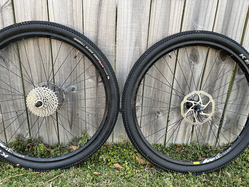 27.5 Mavic 319 wheel set with tires (Free Shipping) For Sale
