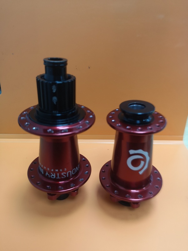 2021 Industry 9 hydra hubs (Red, 6bolt, microspline, 32hole For Sale