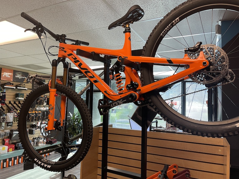 2022 Pivot Firebird Orange Pro X01 Coil For Sale