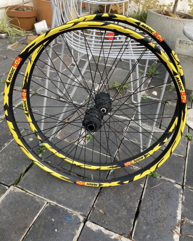 2019 Mavic deemax DH wheels 650b 20mm/150mm For Sale