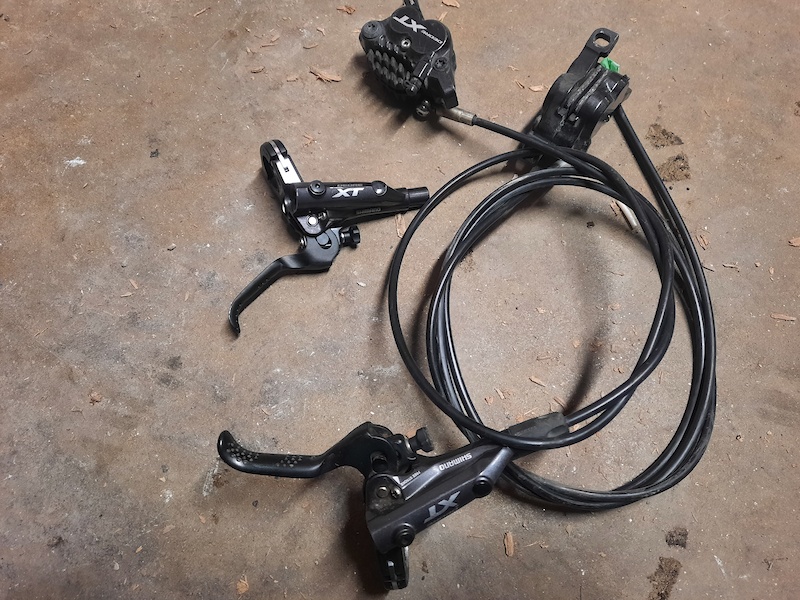 Shimano XT 4 piston + 203mm rotors For Sale