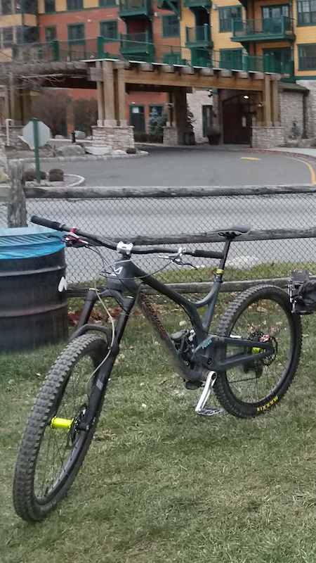 2019 Evil Calling Large complete minus brakes and pedals For Sale