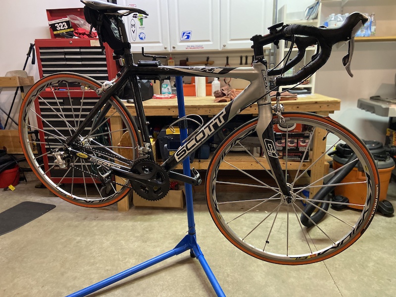 2010 Scott CR1 Pro / Carbon with Mavic SL wheel set For Sale
