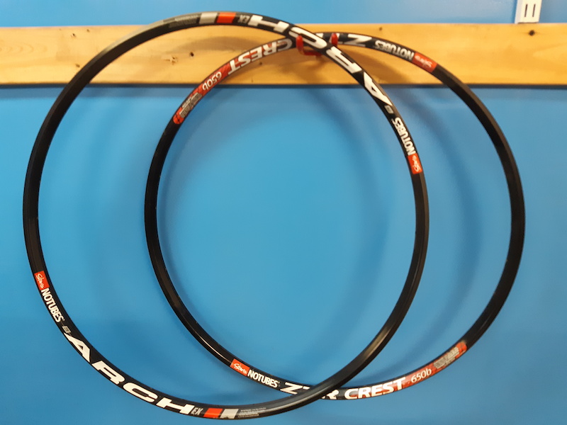 2018 Stans Arch & Ztr rim set - 32 holes For Sale