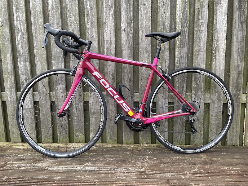 2017 Focus Cayo Road Bike - Size Small For Sale