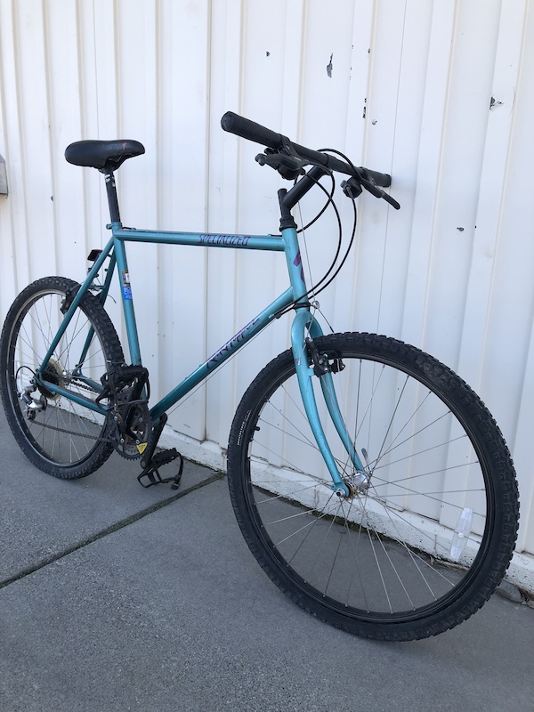 Early 90s 21” specialized rockhopper For Sale