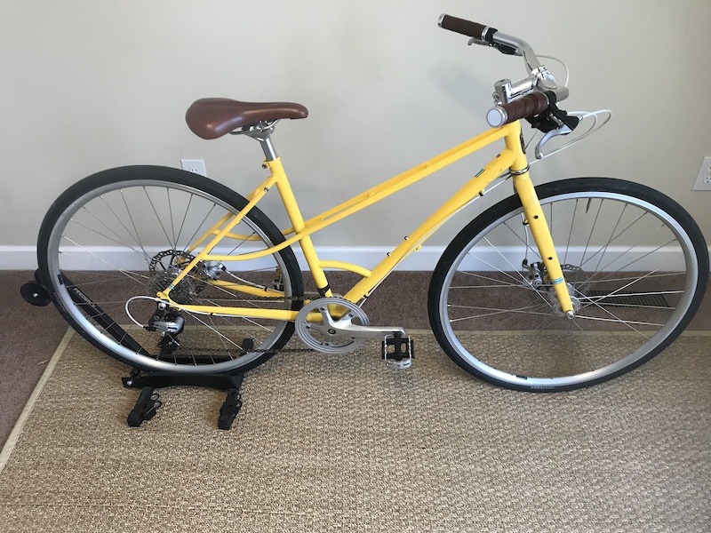 2016 Trek Chelsea 8 mixte townie bike 49cm For Sale