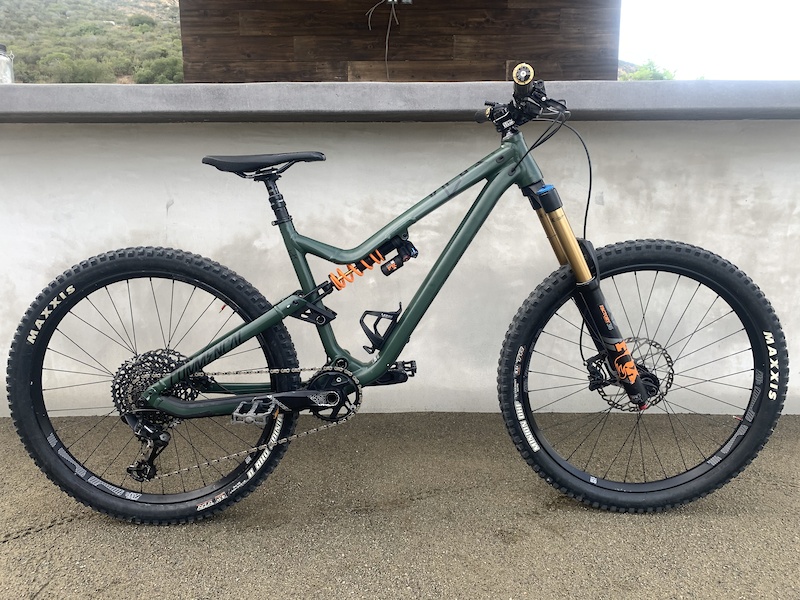 2018 Commencal Meta AM Custom Build For Sale