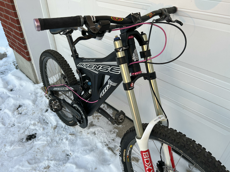 Mint Intense m3 downhill race bike For Sale