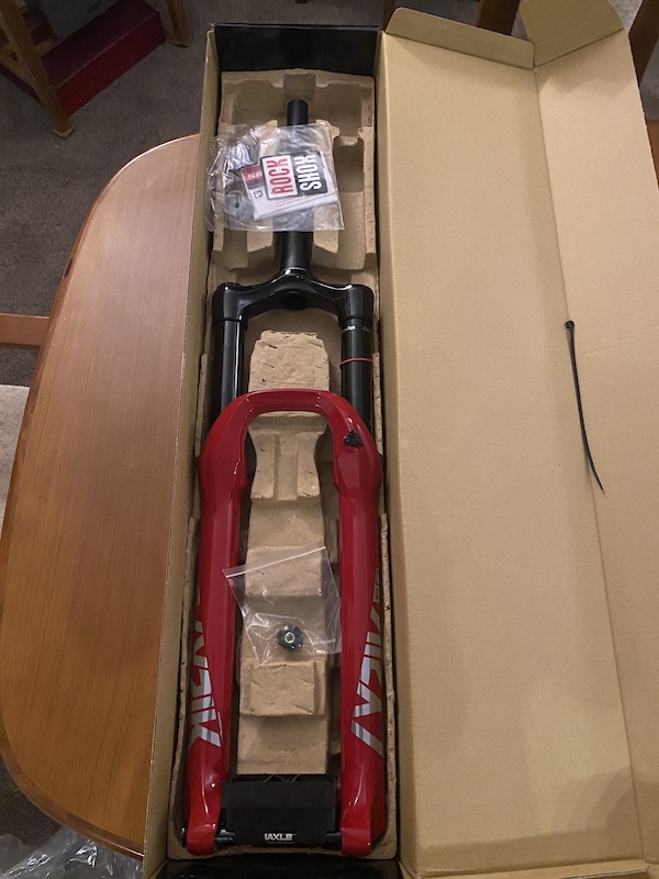 2022 Lyric ultimate 29” 170mm 15x110 For Sale