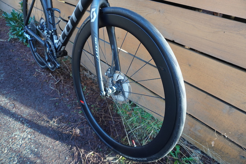 2018 Scott Addict 10 Disc w/Carbon Wheels 58cm For Sale 2018 Scott Addict 10 Disc w/Carbon Wheels 58cm For Sale