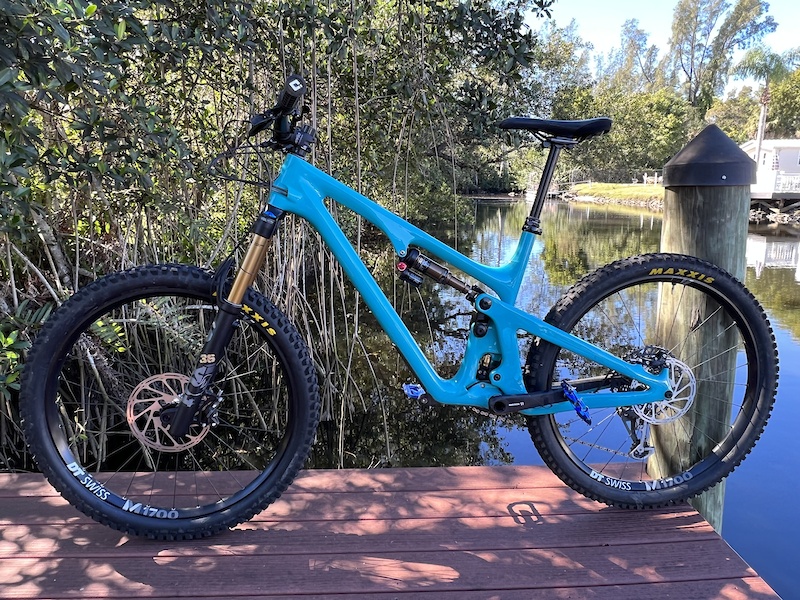2021 YETI SB140 T2 Turq As Close To New As It Gets For Sale