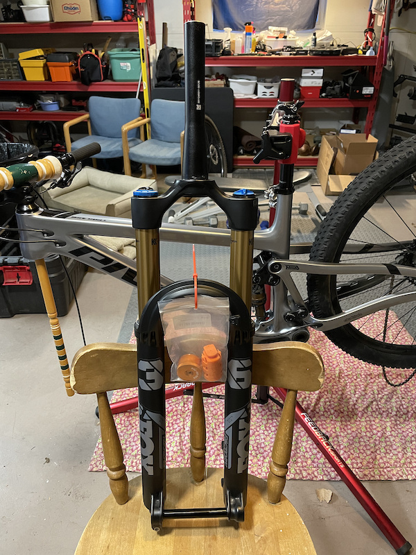 2022 Fox 36 grip 2 damper 44mm offset For Sale