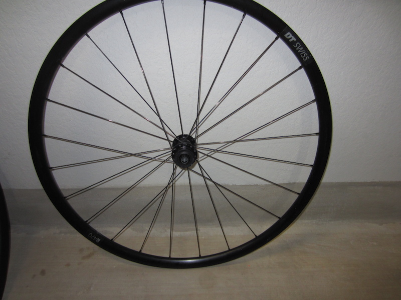 2021 -PRICE DROP-DT Swiss R470 700c wheelset For Sale