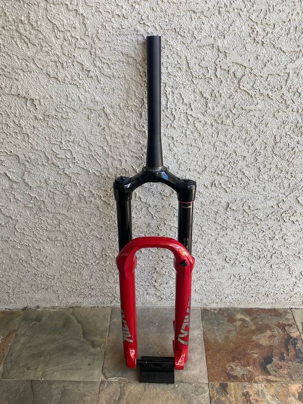 2021 Rockshox Lyrik 27.5" Ultimate - Boxxer Red For Sale