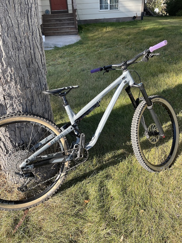 2020 Commencal, meta base model, medium For Sale