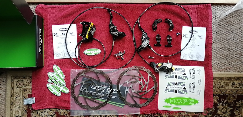 Hope tech Evo 2 m4 brake set For Sale