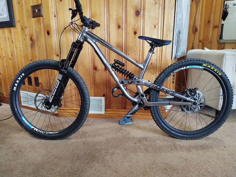 2020 Commencal Clash Custom Med For Sale