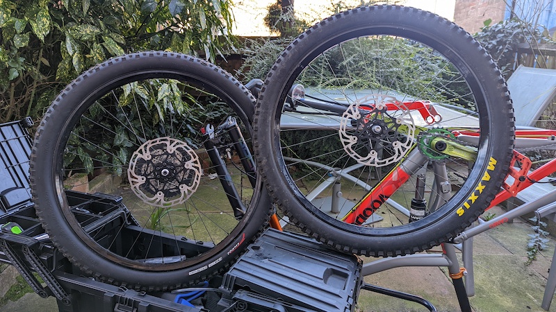 2018 Halo vortex 27.5 wheelset with hub width adaptors For Sale