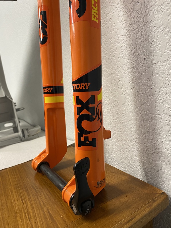 2019 Fox Factory 32 Step-Cast For Sale