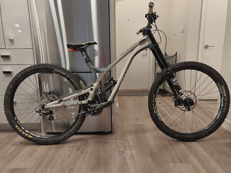 2020 Commencal Supreme DH 29er Custom For Sale