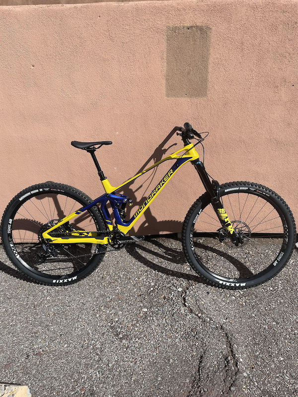 2021 PRICE DROP!! - Mondraker Superfoxy Carbon R Medium For Sale